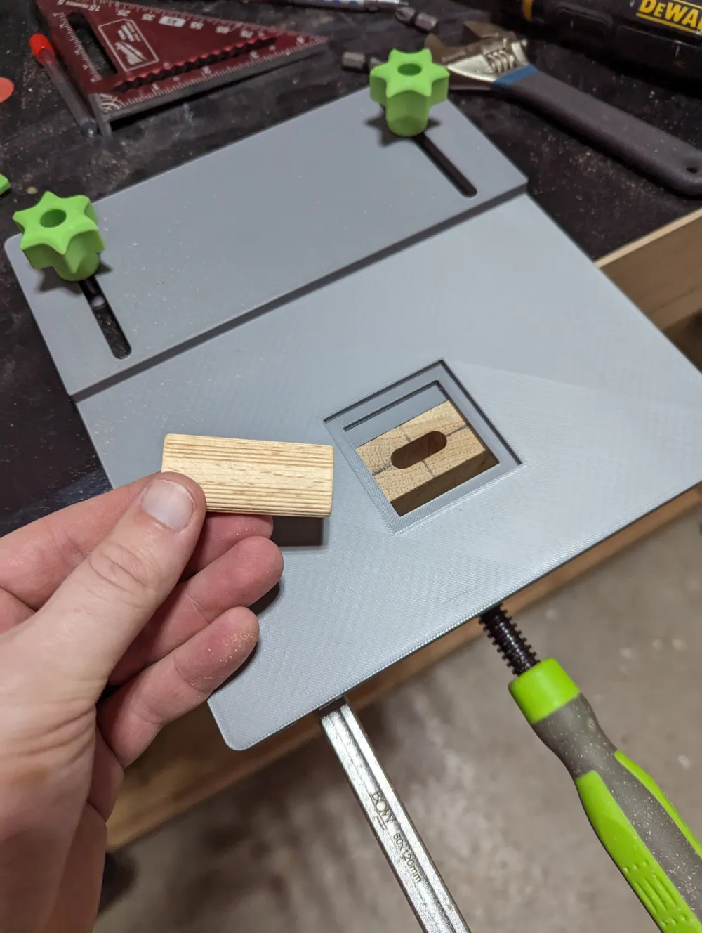 Loose Tenon Mortising Jig (Domino) by slaterjw91 - MakerWorld