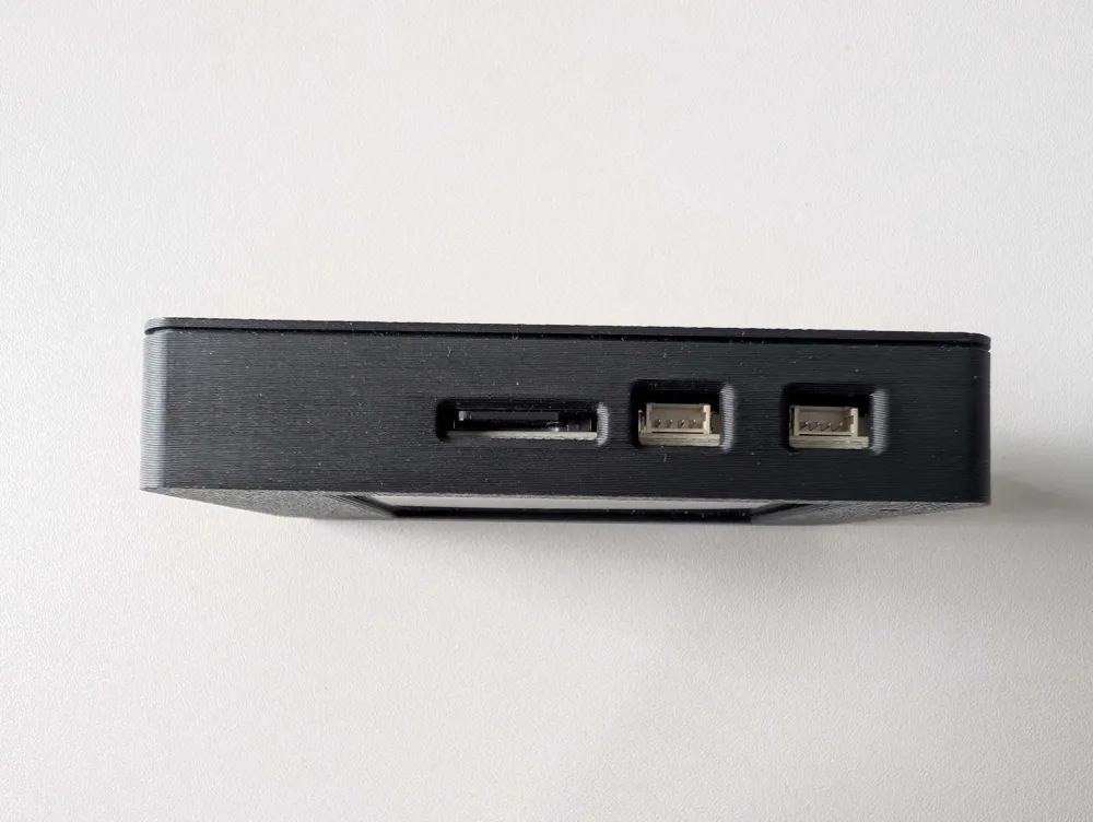 ESP32-2432s028 Slim +AKKU CYD Marauder by warener MakerWorld: Download ...