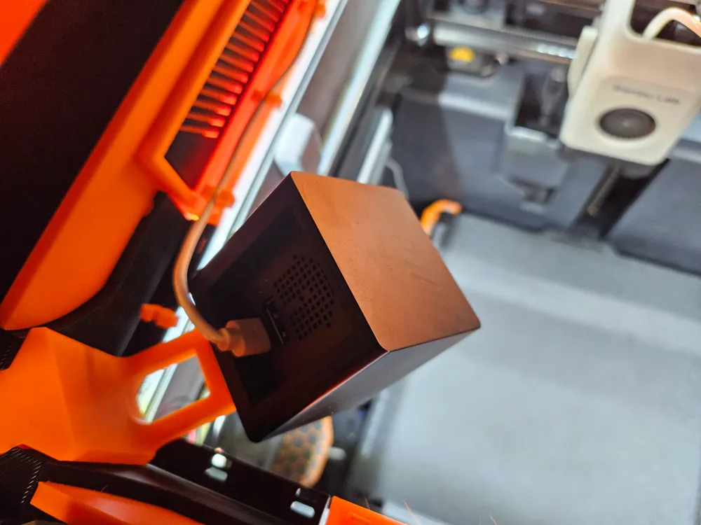 P1S P1P Riser - Louvre Sides & Wyzecam2 Mount v2 - Free 3D Print Model ...