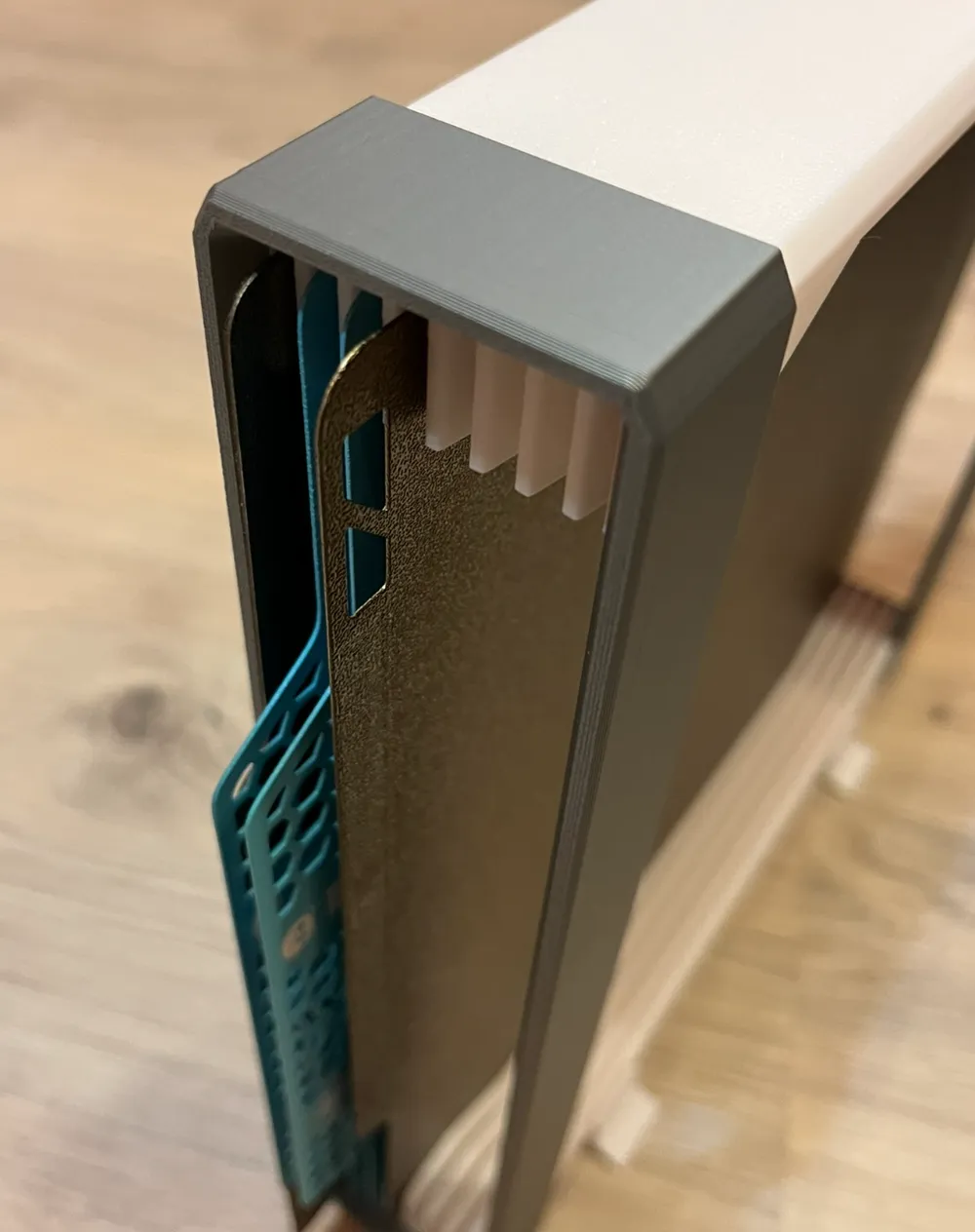 Build plate rack for 8 plates - X1/P1/A1 Remixed by uniko92 - MakerWorld