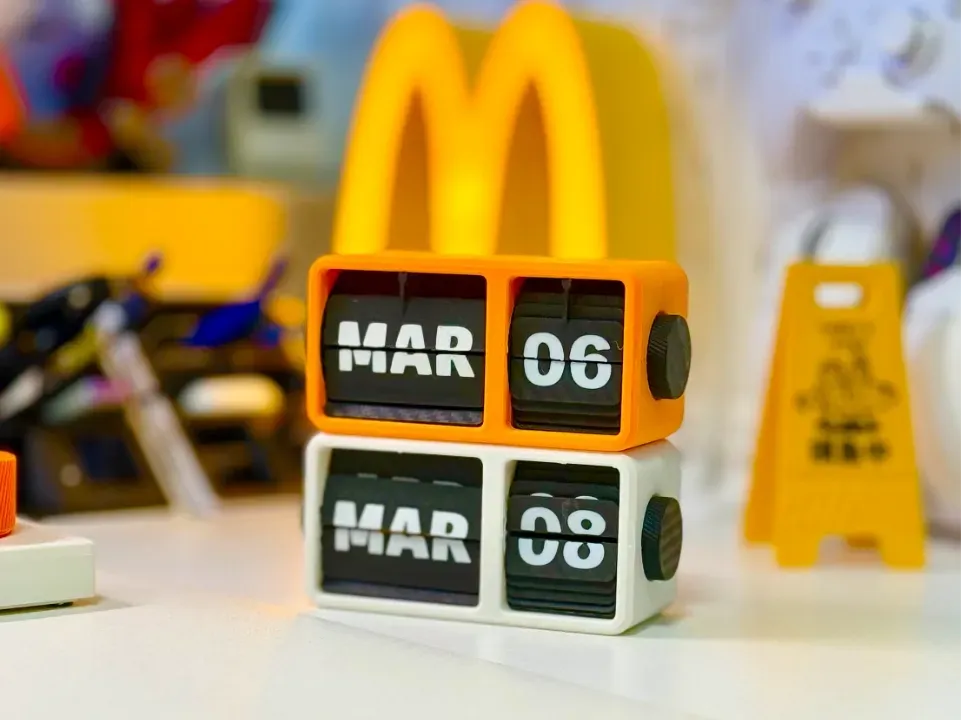 CUBE Perpetual Calendar - Free 3D Print Model - MakerWorld