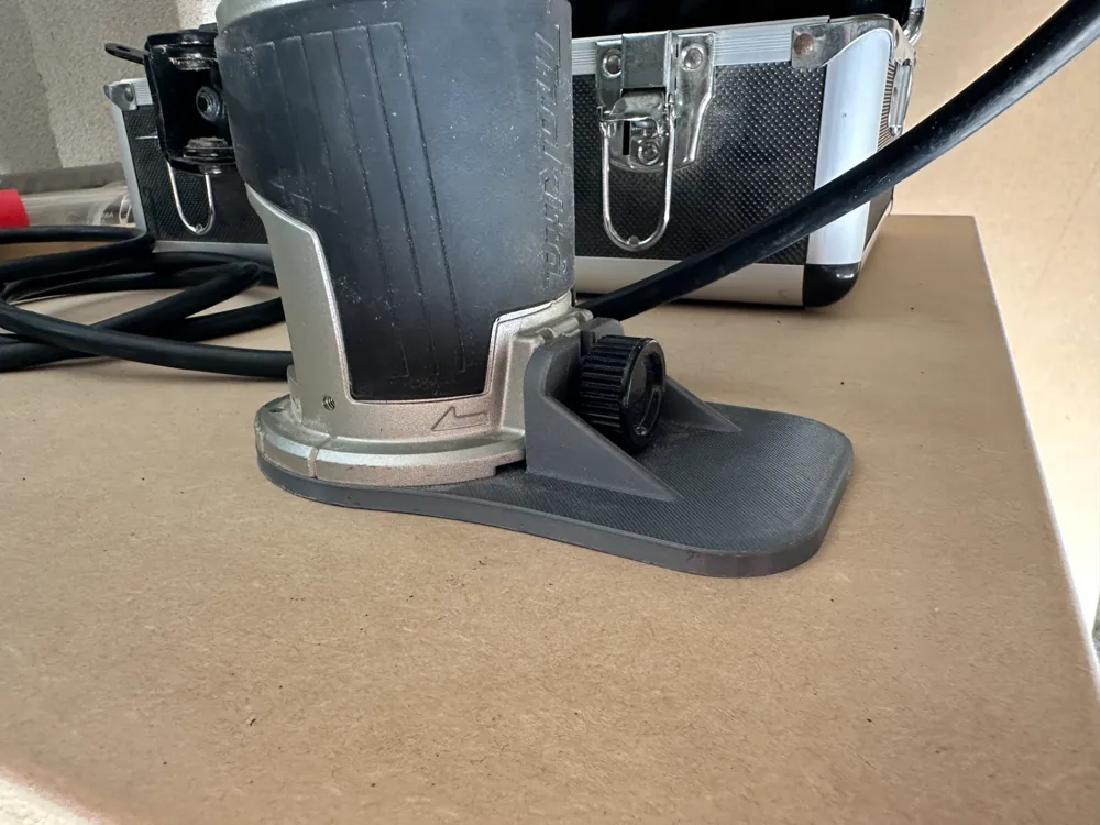 Makita Trim Router Extended Base Plate by MC3D MakerWorld: Download ...