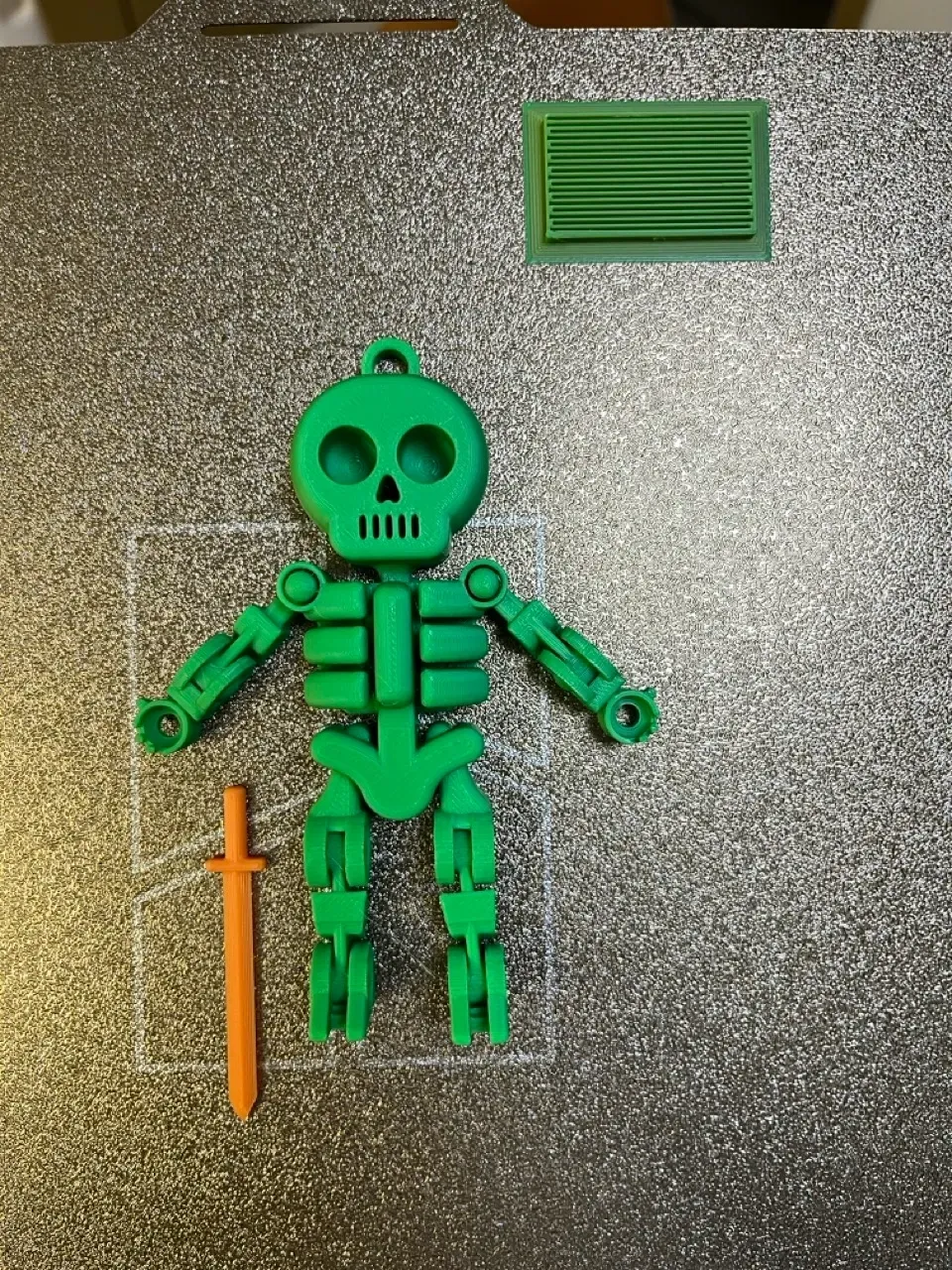 Articulated Skeleton (with Weapons, with Keychain) Remixed by kaka ...