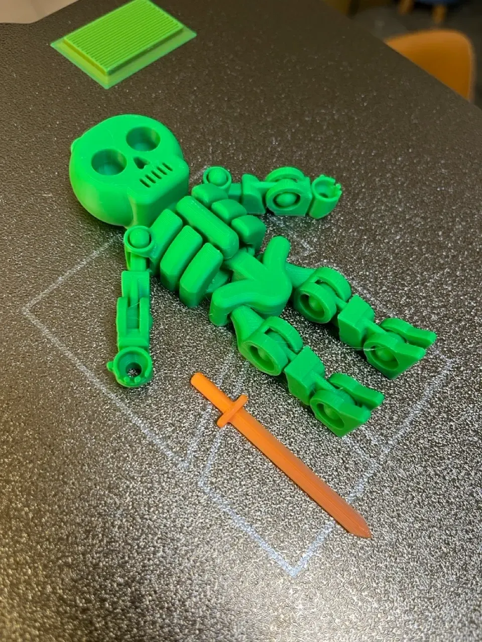 Articulated Skeleton (with Weapons, with Keychain) Remixed by kaka ...
