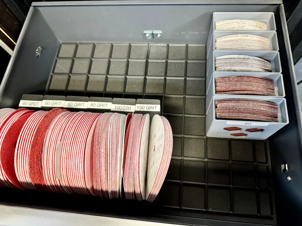 Gridfinity 5in Sandpaper Disc Holder by mash007 MakerWorld: Download ...