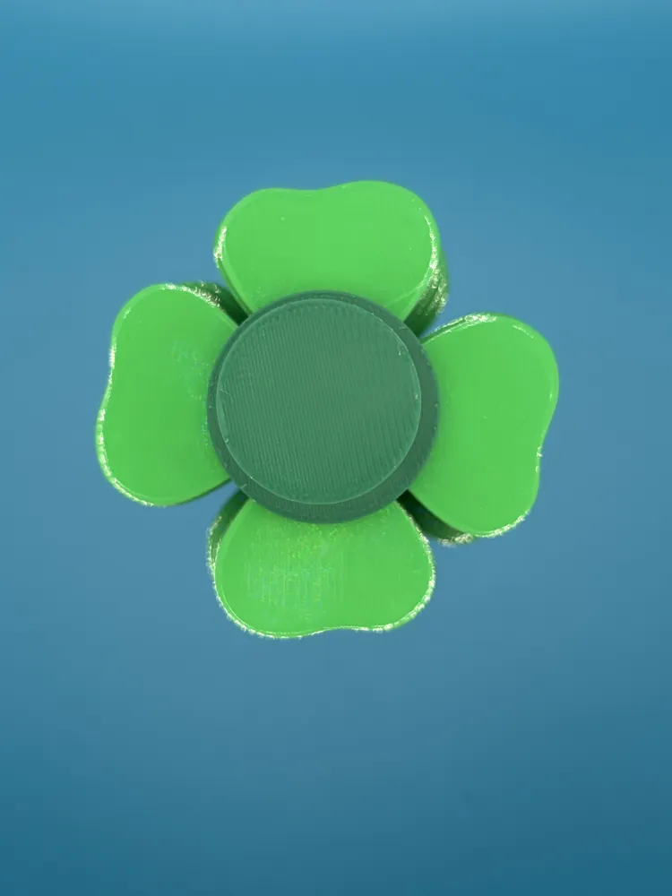 Four Leaf Clover Flip Flap Spinner - Free 3D Print Model - MakerWorld