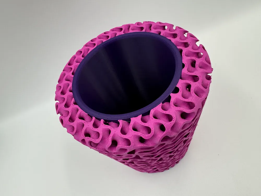 Gyroid Pot by Fyrby Additive MakerWorld: Download Free 3D Models