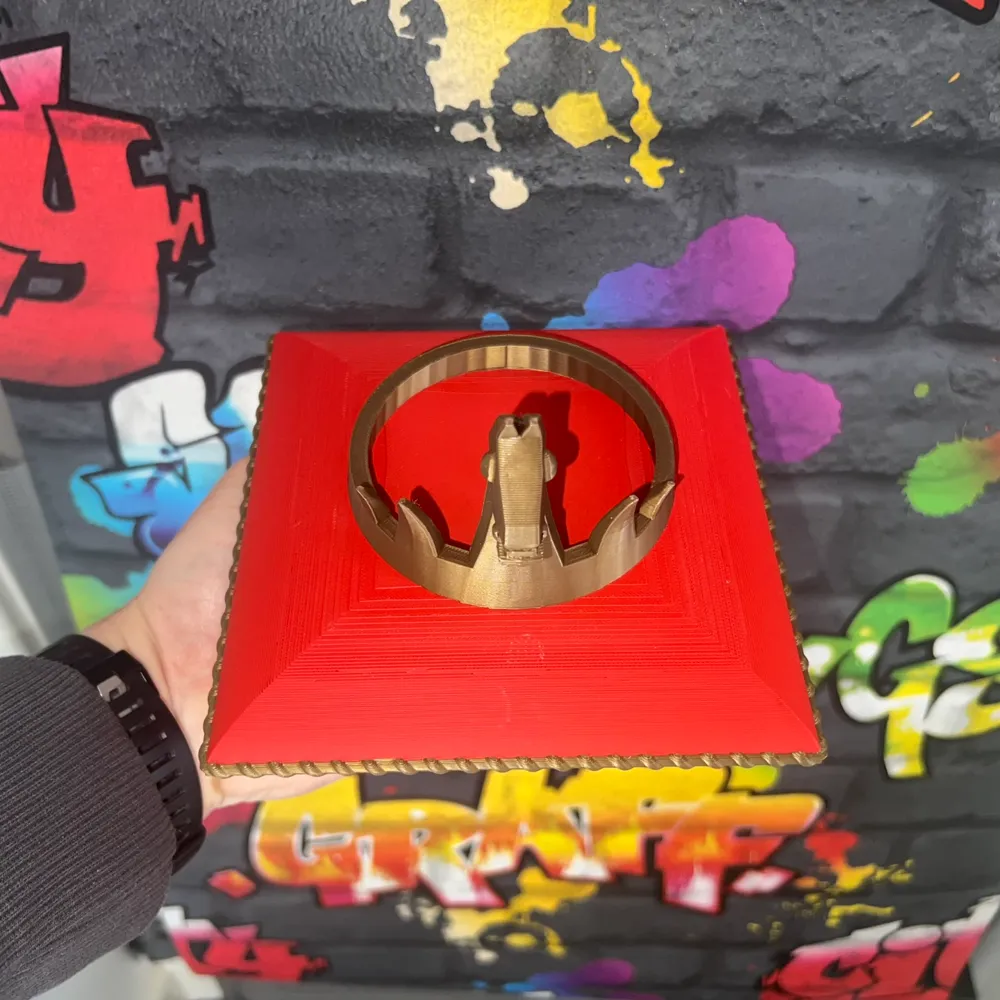 Fortnite Victory Crown on Pillow by Xander Designs MakerWorld: Download ...