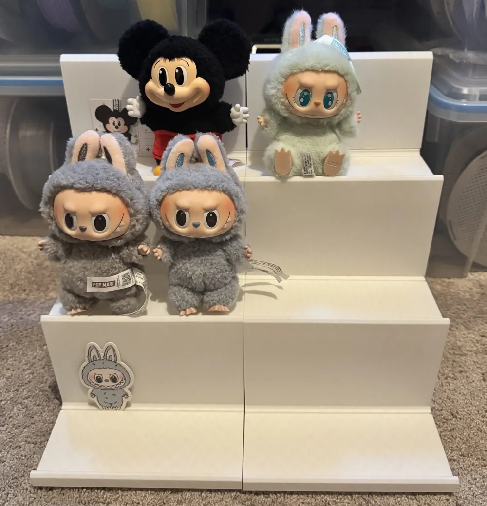 Pop Mart Plush/Pendant Keychain Display Shelf - Free 3D Print Model ...