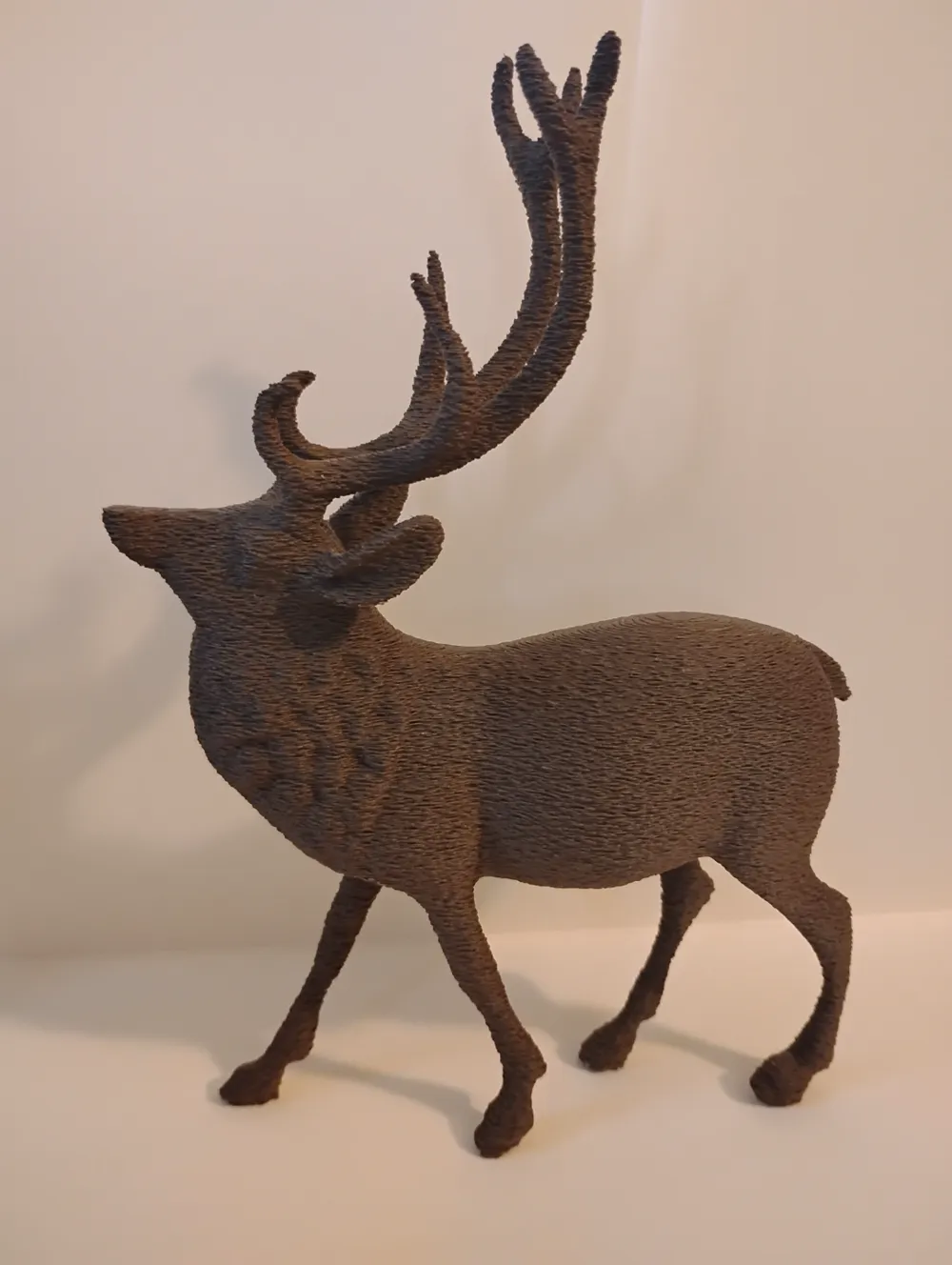 Elk figurine - Free 3D Print Model - MakerWorld