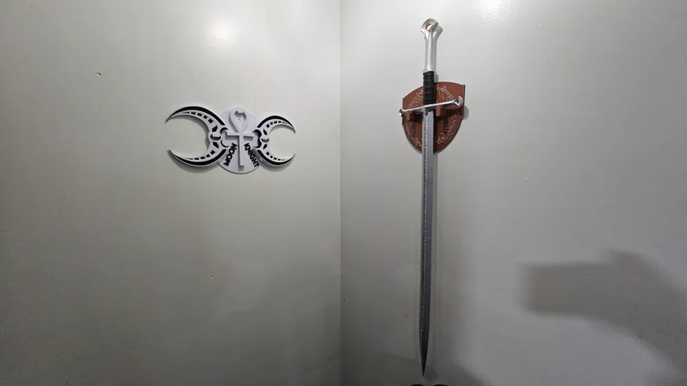 Moon Knight's Weapon Wall Mount - Free 3D Print Model - MakerWorld