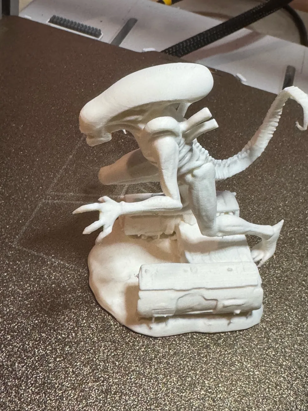 Alien xenomorph with base by gianlucaserra81@gmail.com MakerWorld ...