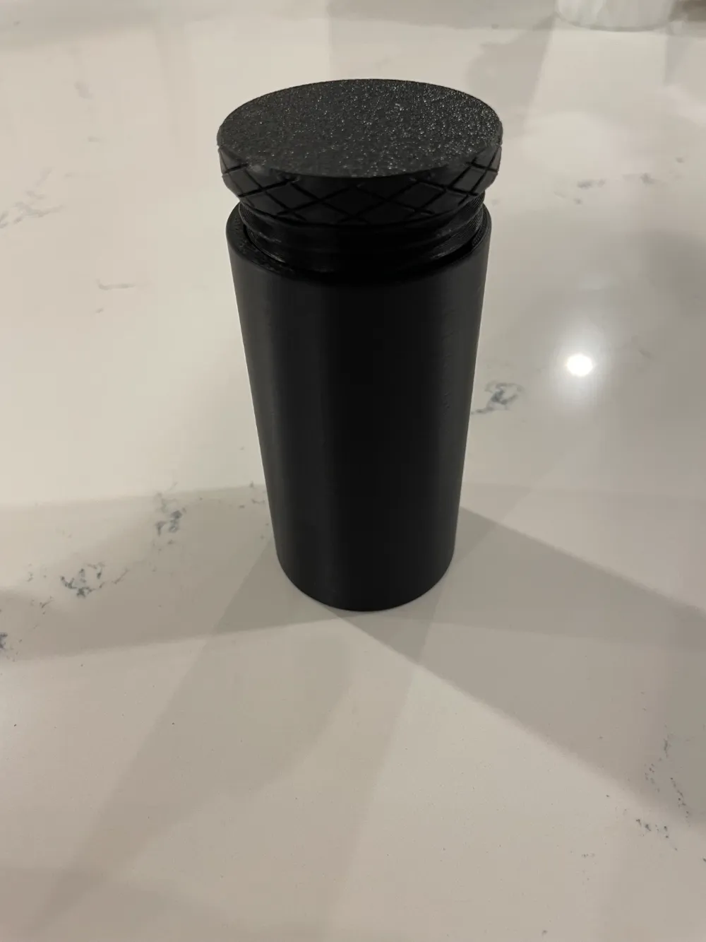 Threaded container with knurled lid - Free 3D Print Model - MakerWorld