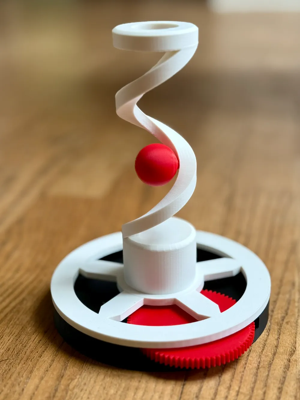 Magic ball spinner carrousel with 5.2:1 gear ratio by jakobdam ...