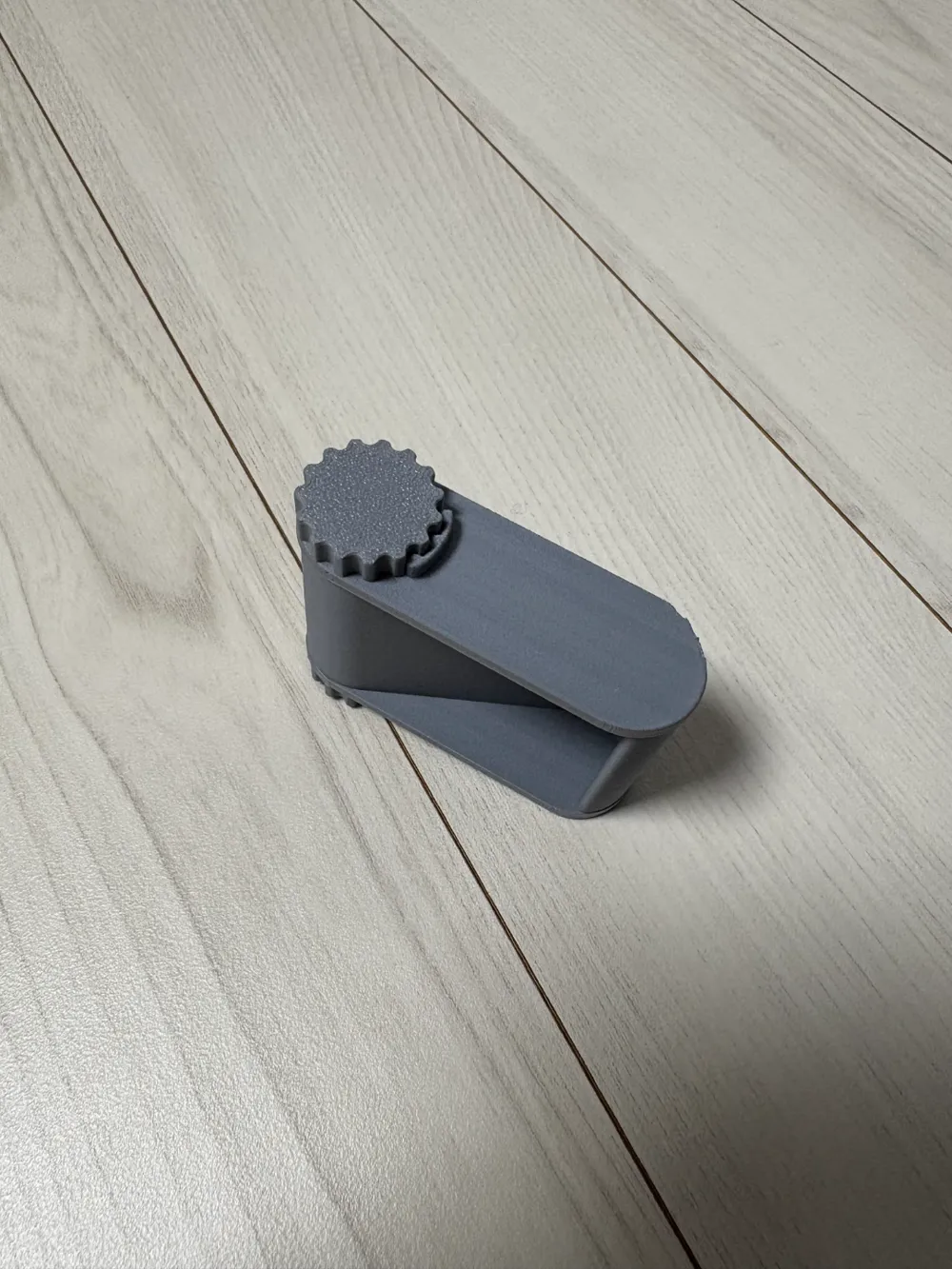 Adjustable Phone/Tablet Stand by June MakerWorld: Download Free 3D Models