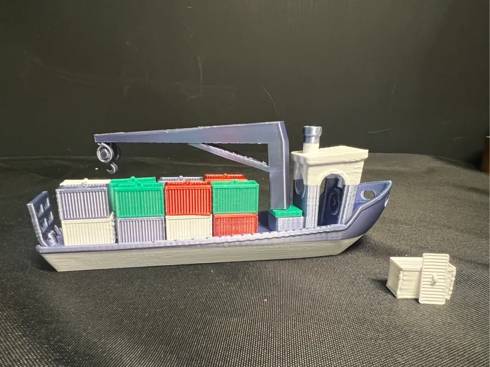 Mini Cargo Ship boat – Remixed Edition by AT62 MakerWorld: Download ...