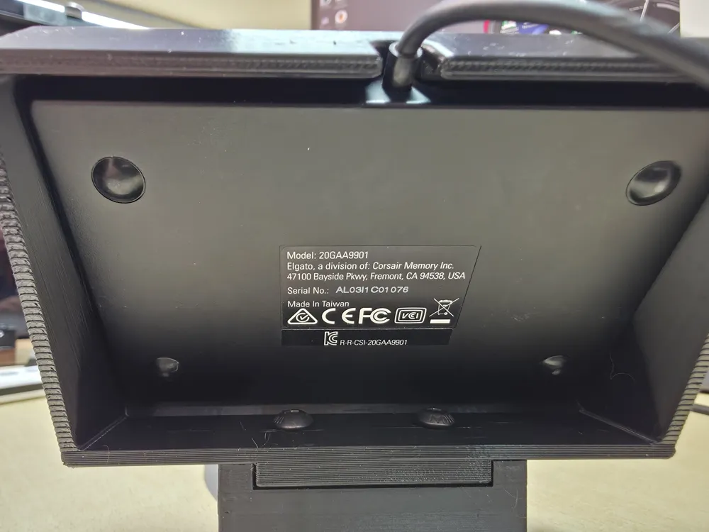 Stream Deck MK1 add-on for Spacemouse mount - Free 3D Print Model ...