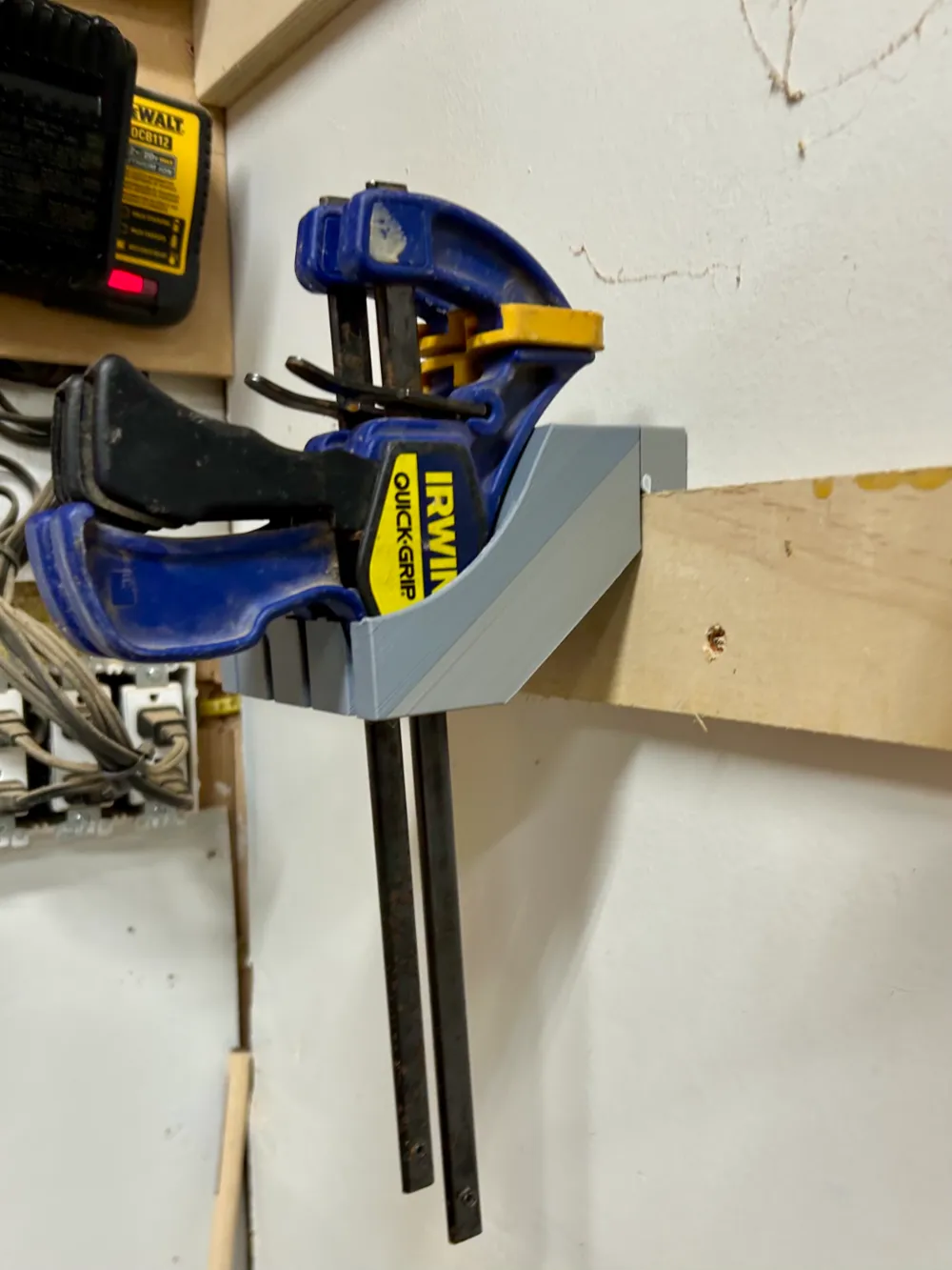 Irwin Quick-grip French cleat mount by SRRN - MakerWorld