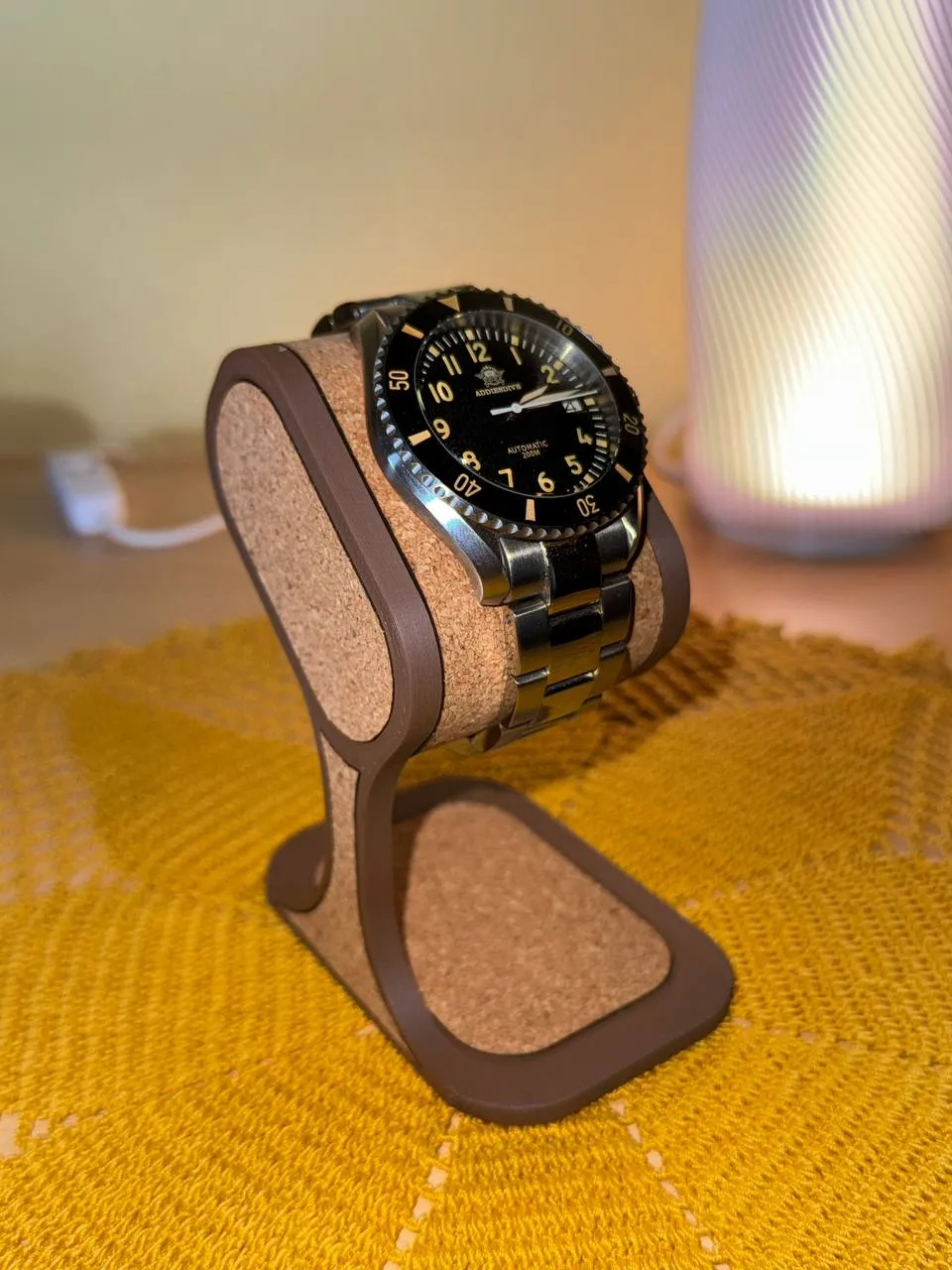 Elegant Watch Stand - Free 3D Print Model - MakerWorld