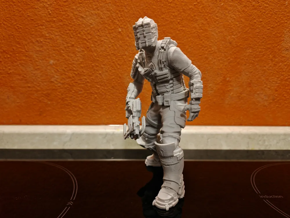 Isaac Clarke - High-Detail Science Fiction Statue - Free 3D Print Model ...