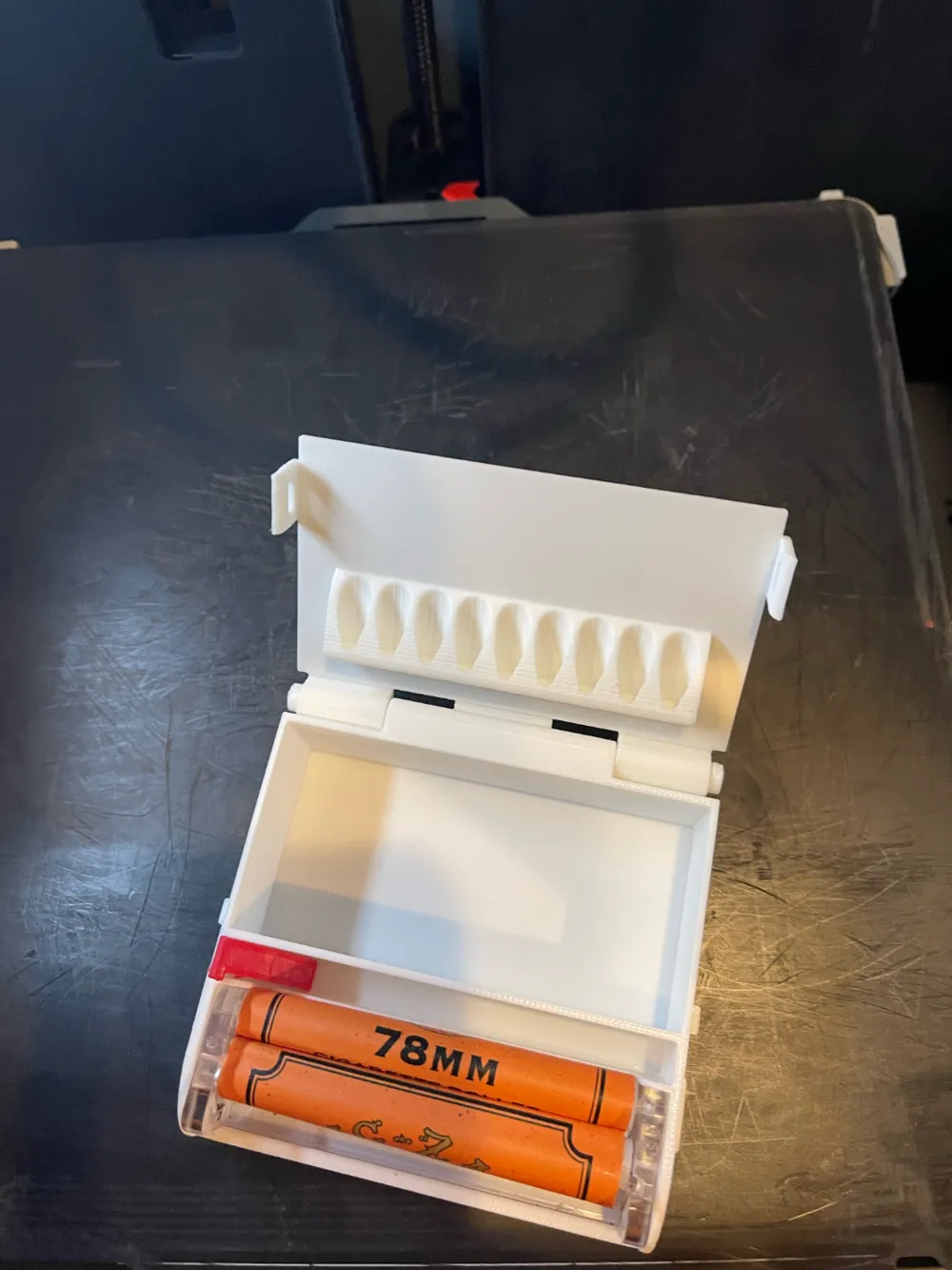 Tobacco Box Roller - Free 3D Print Model - MakerWorld