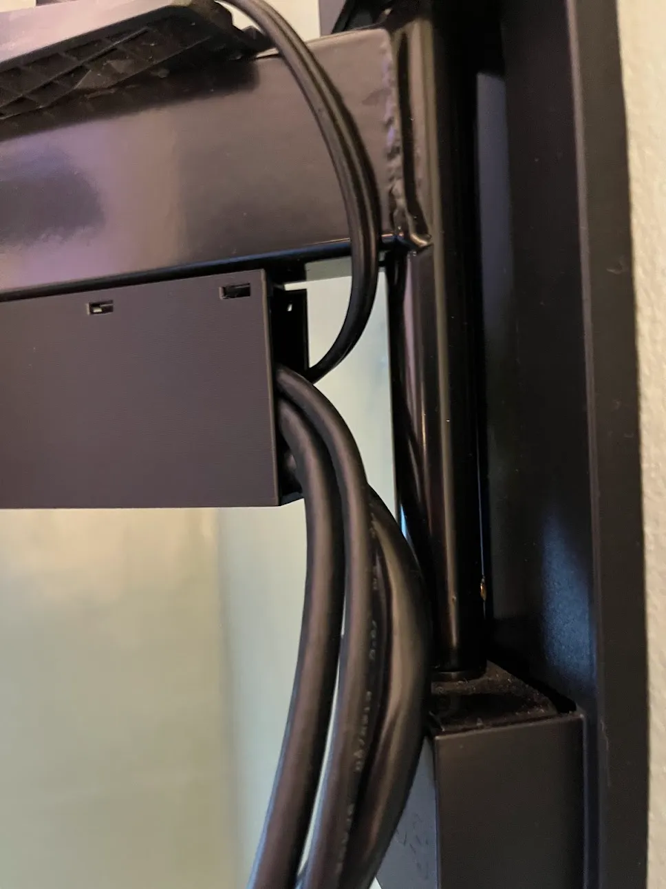 Extended Cable Covers for Sanus Accents TV Mount - MakerWorld 3D Model ...