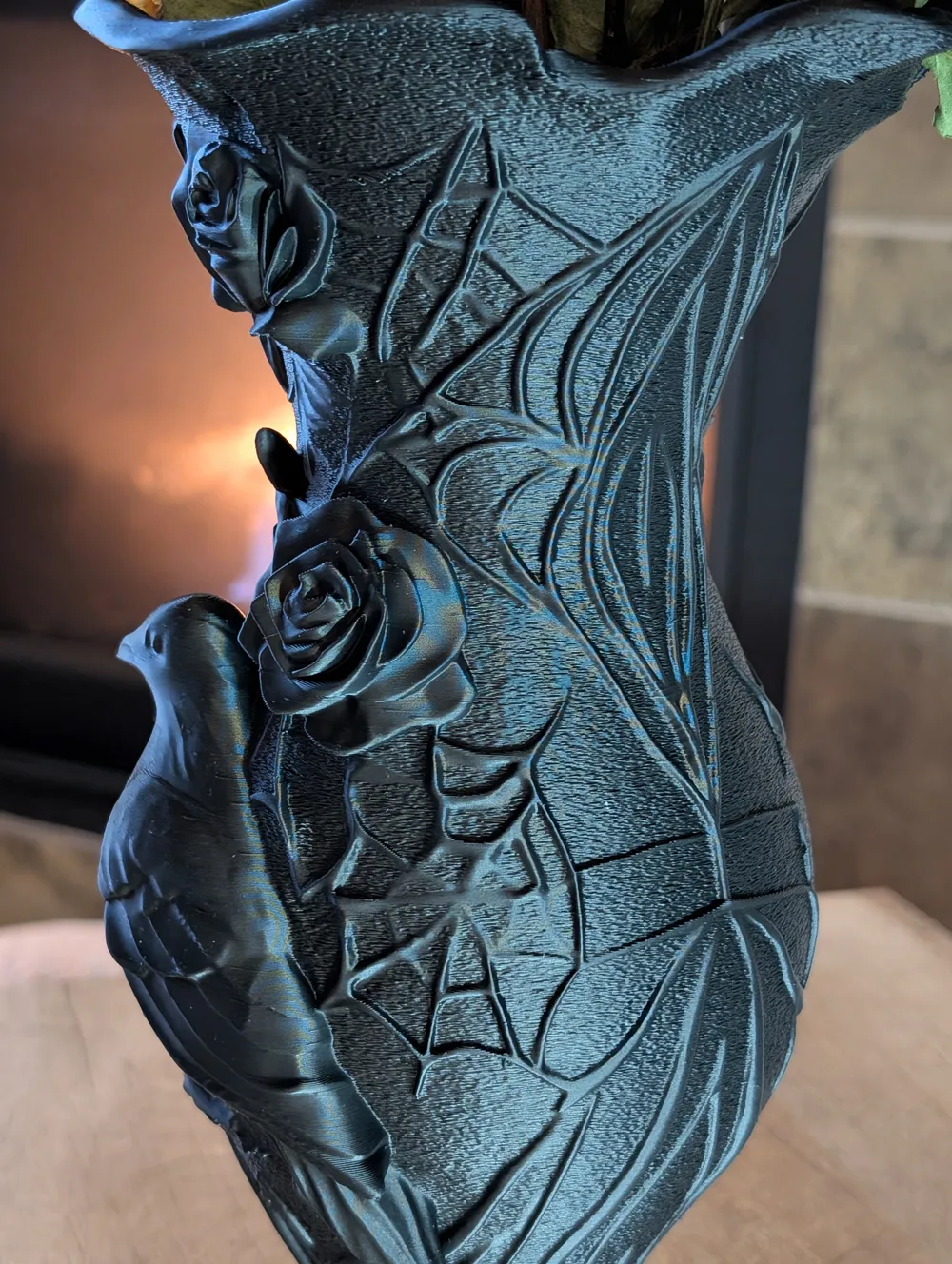 Nevermore Vase – A Gothic Outcast by Shea F MakerWorld: Download Free ...