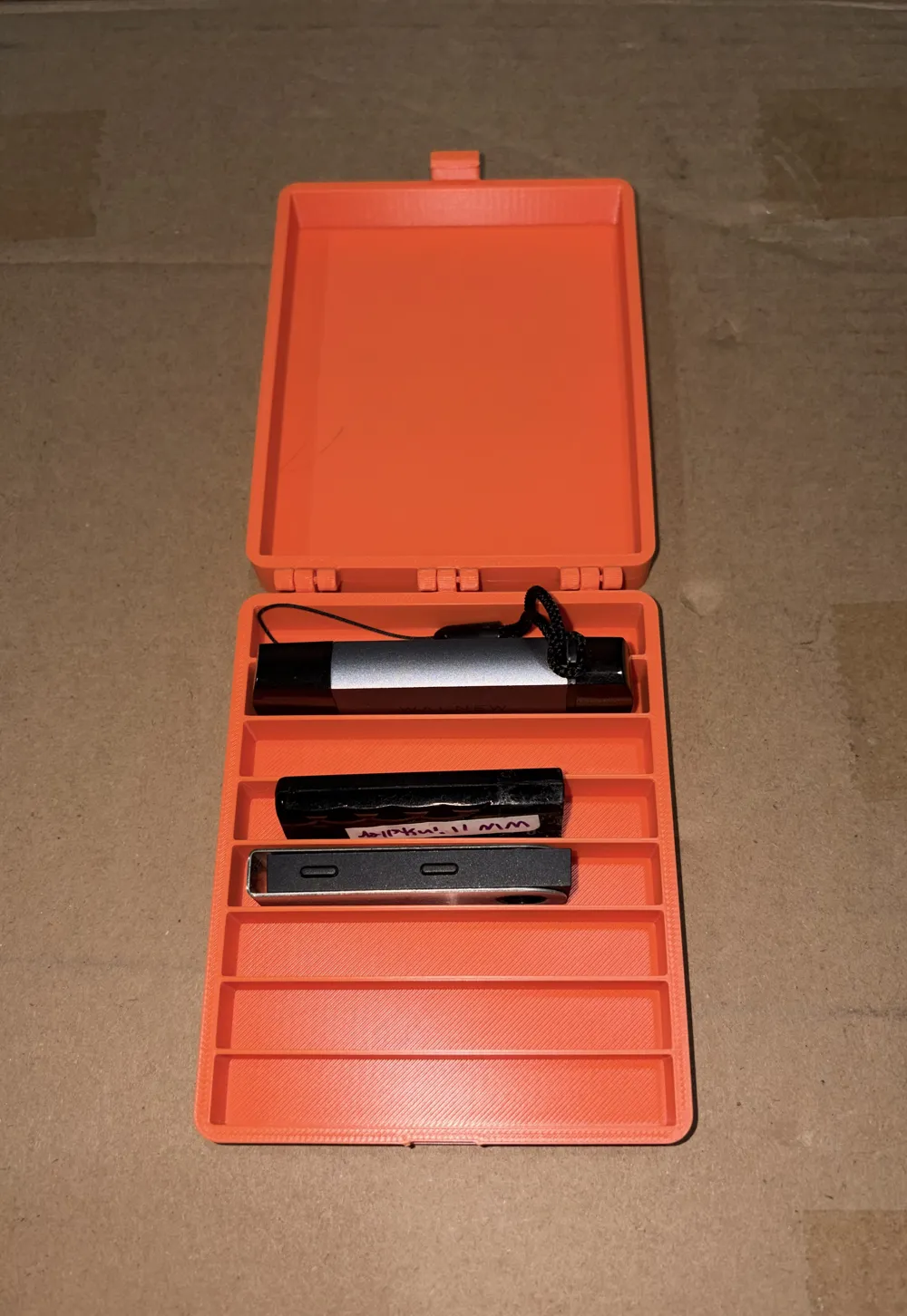 USB Memory Stick and Dongle Storage Box PIP hinges - Free 3D Print ...