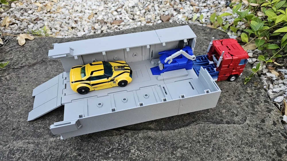 SS86 Optimus prime trailer - Free 3D Print Model - MakerWorld