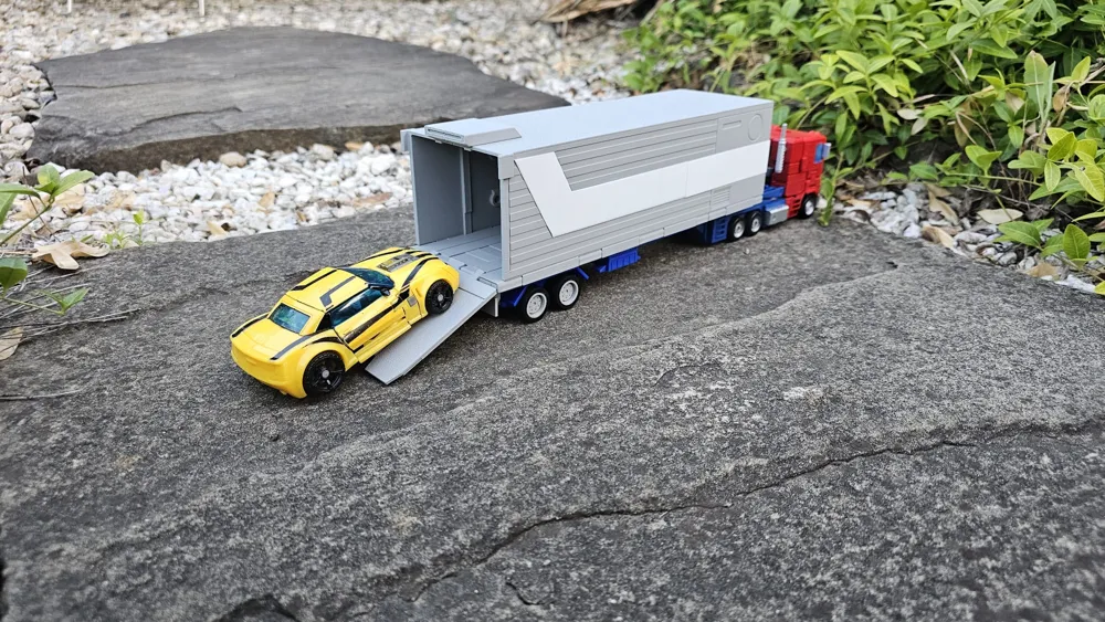 SS86 Optimus prime trailer - Free 3D Print Model - MakerWorld