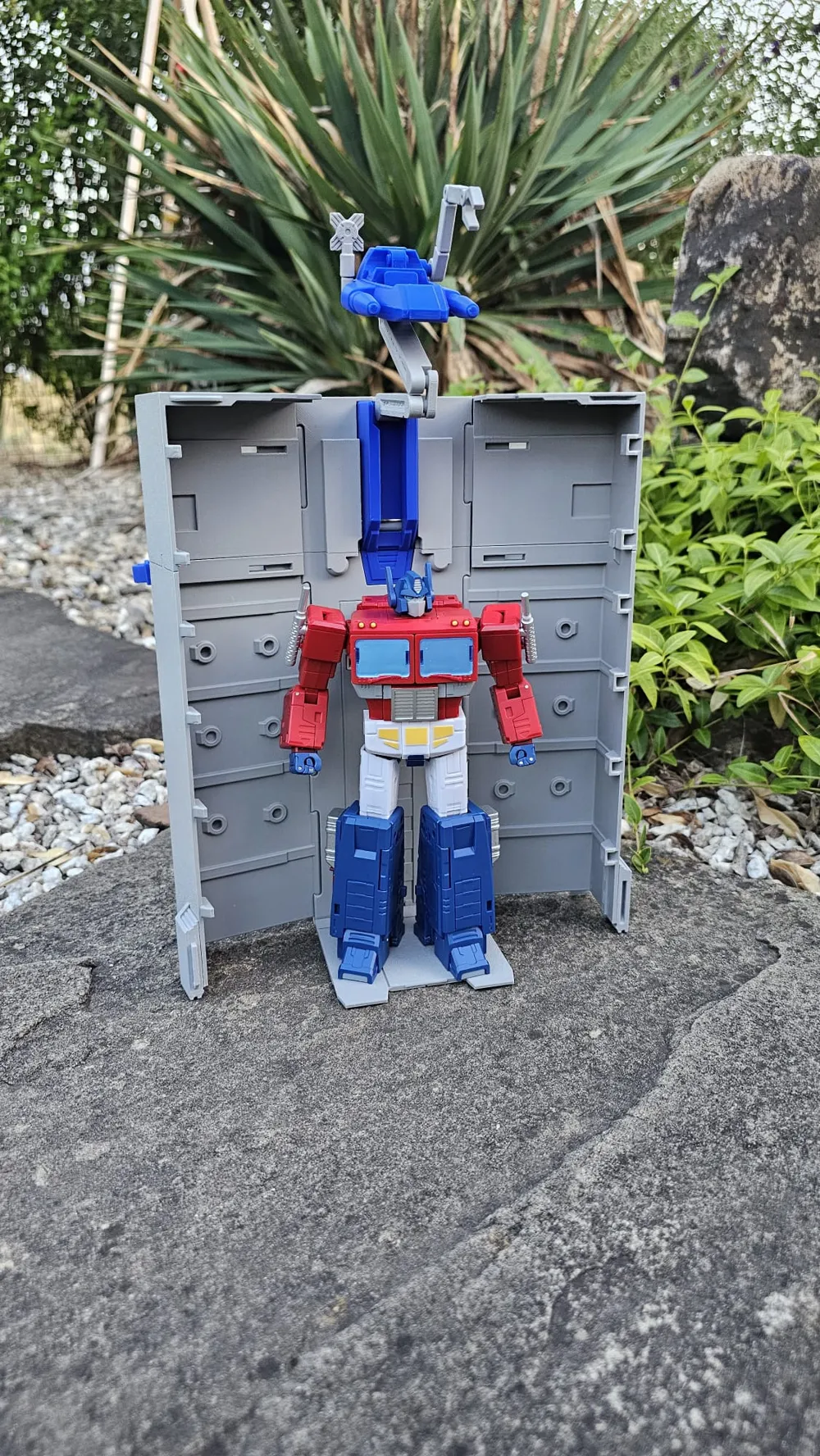 SS86 Optimus prime trailer - Free 3D Print Model - MakerWorld