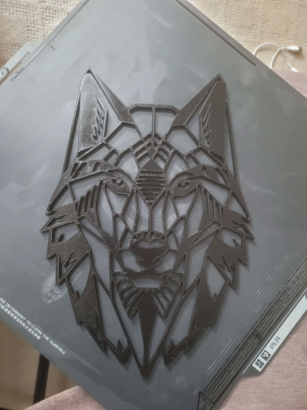 2D Wolf wall decoration by StanaP - MakerWorld