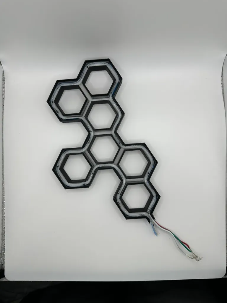 Hex LED desk lamp (WLED) - Free 3D Print Model - MakerWorld