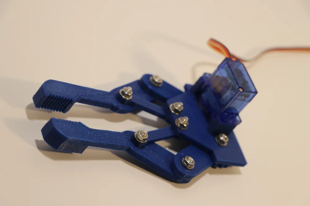 Claw Grabber - Free 3D Print Model - MakerWorld