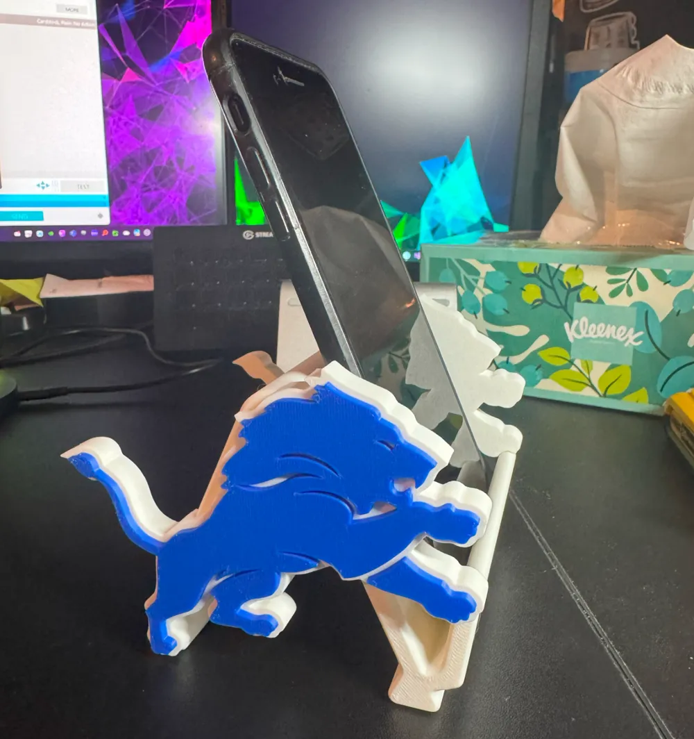 Detroit Lions Phone Stand - Free 3D Print Model - MakerWorld