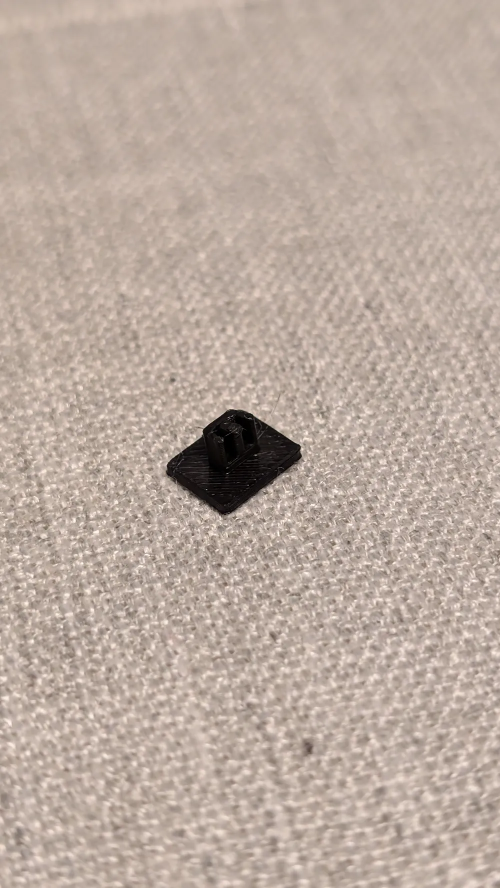 Hexbug Accessory Clip - Free 3D Print Model - MakerWorld