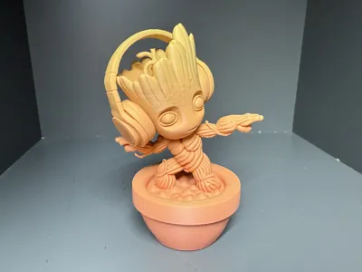 Adorable baby Groot figure with headphones by Mysstra hueforge 3Dart ...