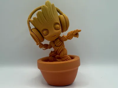 Adorable baby Groot figure with headphones by Mysstra hueforge 3Dart ...
