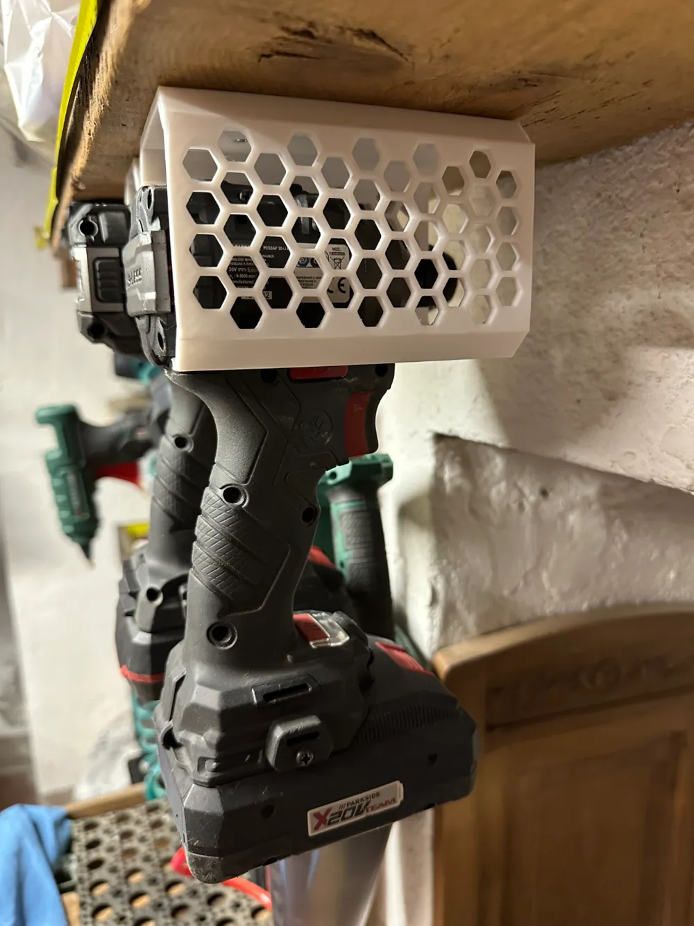 Honeycomb Universal Drill Mount by MatBoz824 - MakerWorld