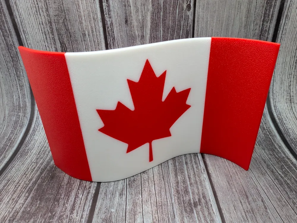 Canadian Flag / Plate by Sage Prints and DesignMakerWorld: Download ...