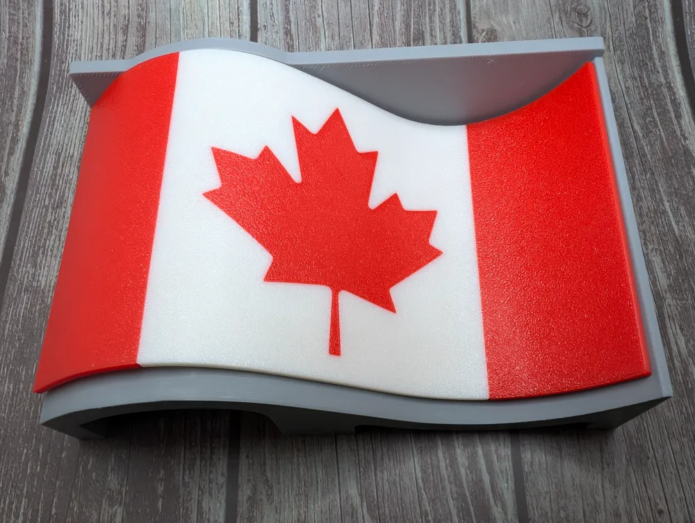 Canadian Flag / Plate by Sage Prints and DesignMakerWorld: Download ...