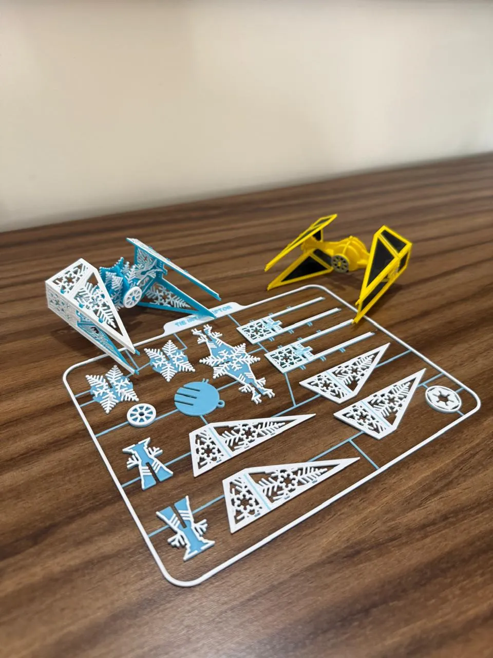 Tie Interceptor snow flake kit card - Free 3D Print Model - MakerWorld