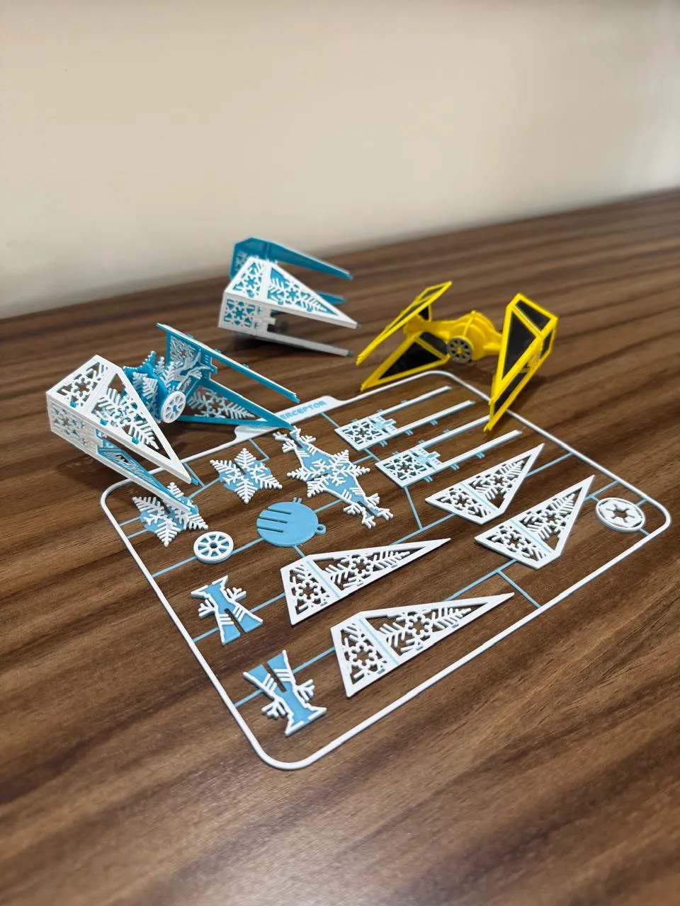 Tie Interceptor snow flake kit card - Free 3D Print Model - MakerWorld