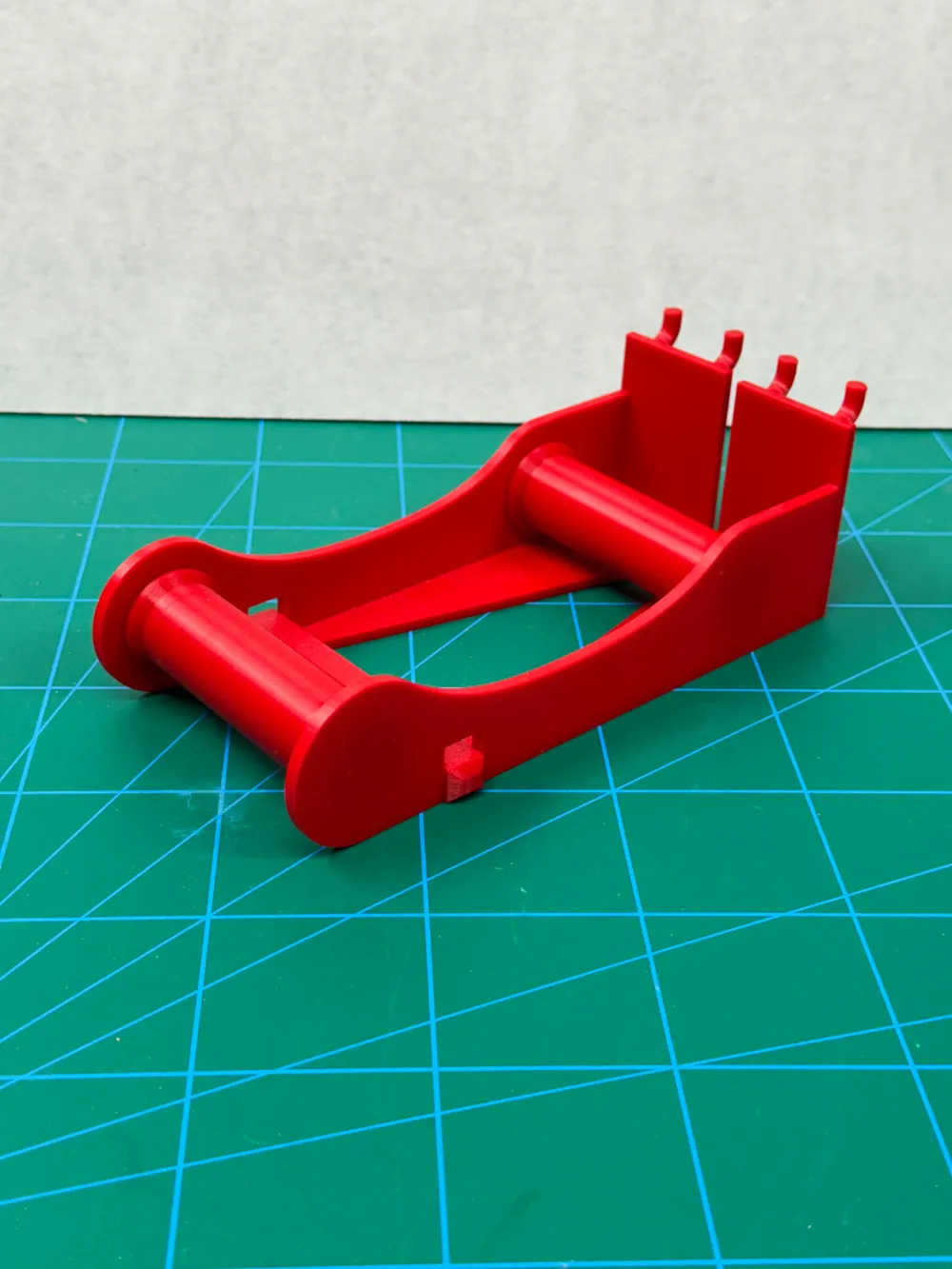Filament Spool Roller for Pegboard by 321 Designs - MakerWorld