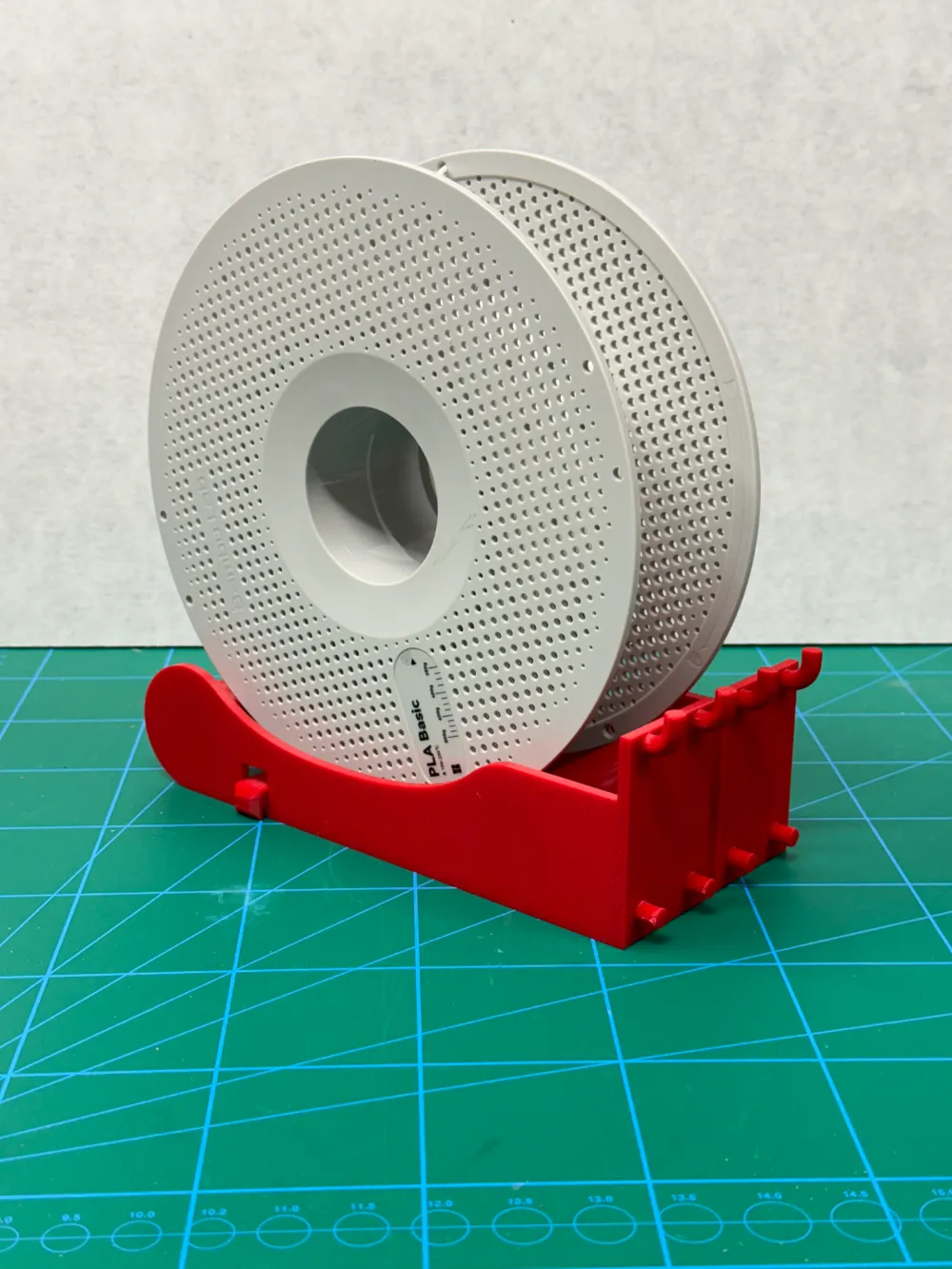 Filament Spool Roller for Pegboard by 321 Designs - MakerWorld