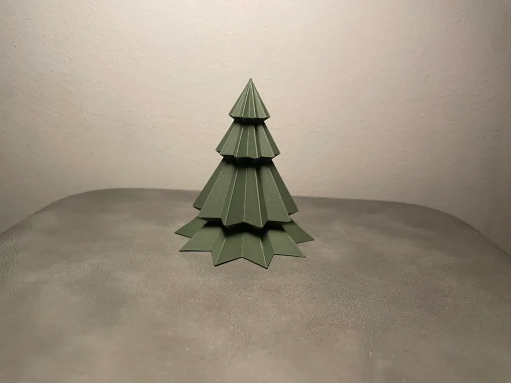 Spiky Christmas Tree by BarneyP - MakerWorld