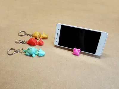 Cat Keychain / Smartphone Stand - Free 3D Print Model - MakerWorld