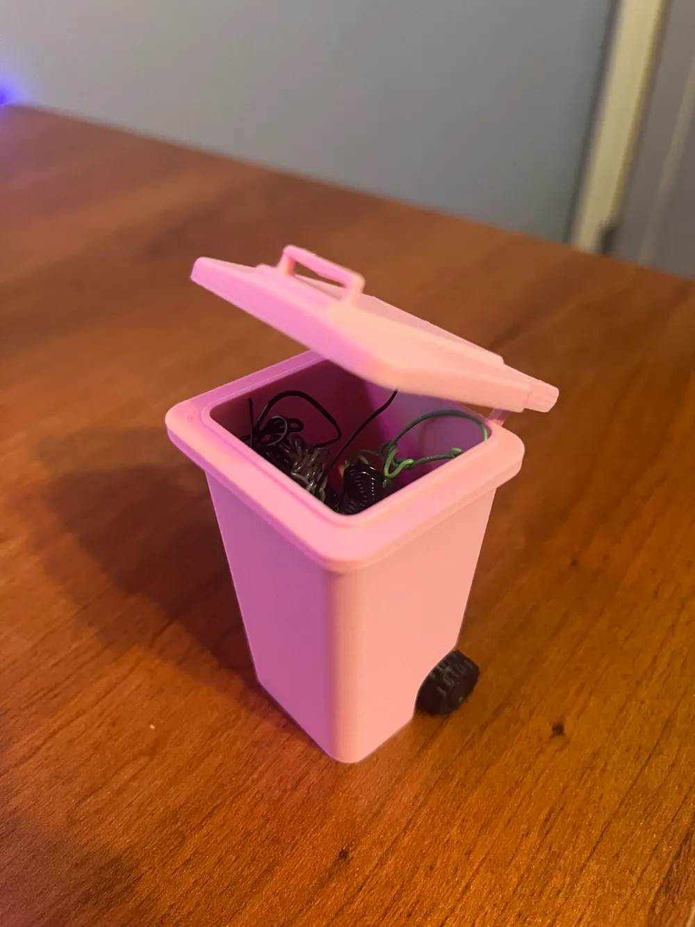 Mini Garbage Can Remixed By Cheddar Makerworld