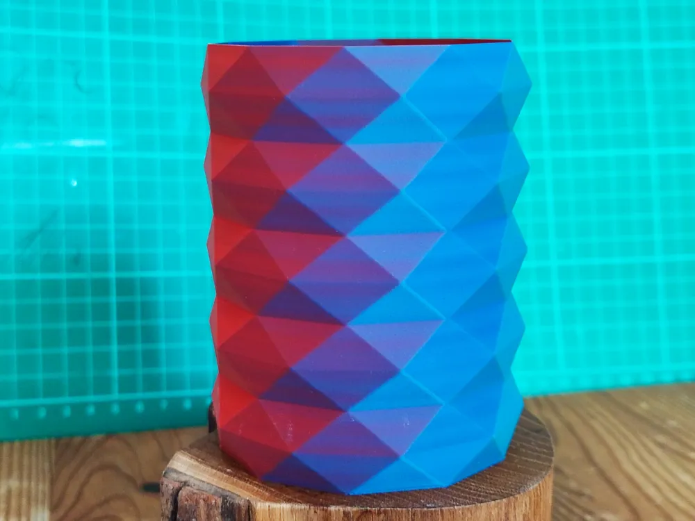 Geometric Pen/Pencil Pot by AP3X Design MakerWorld: Download Free 3D Models