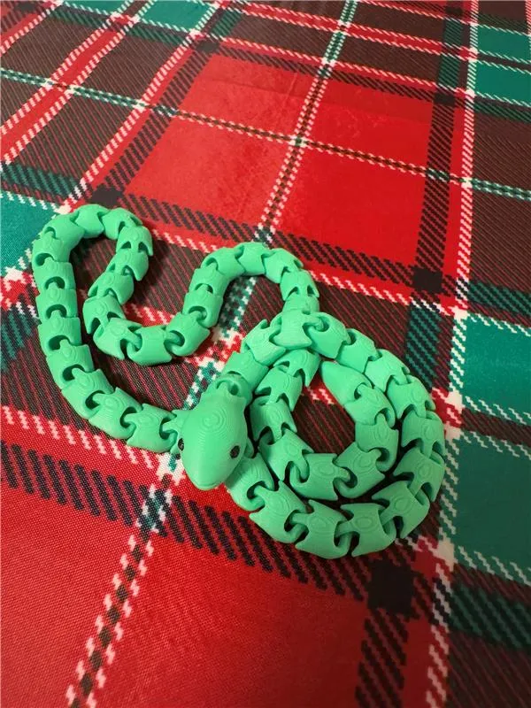 Tiny Flexi Snake 'The Longer One' by Paulies Prints MakerWorld ...